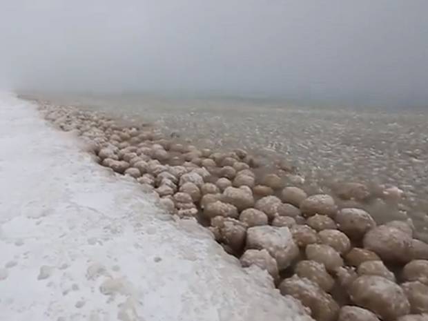 Waves Create Giant Ice Balls