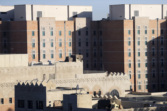 Marines Surrender Weapons Before Yemen Evacuation